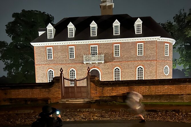 Dead Of Night Ghost Tour in Williamsburg / PARANORMAL EQUIPMENT - FAQ