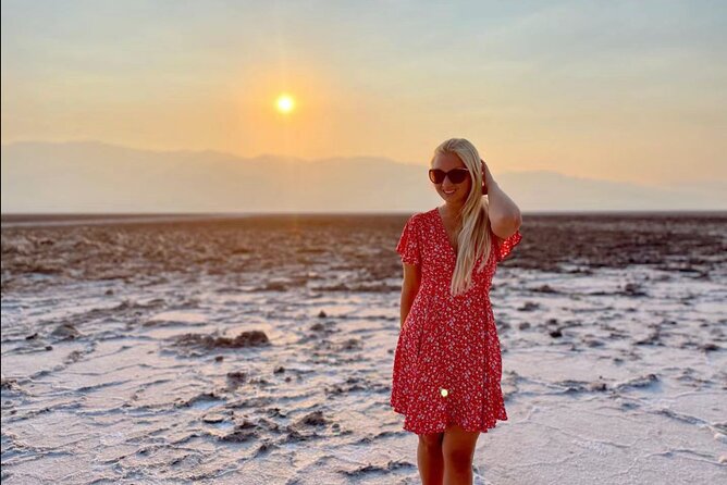 Death Valley Sightseeing & Stargazing from Vegas *Avg. 46 Guests - Key Points