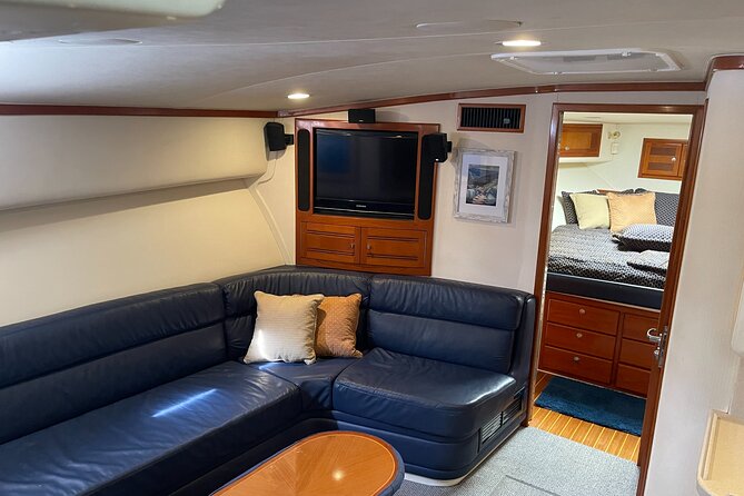 Deep Sea Fishing Charter in Waikiki, Hawaii - Introduction