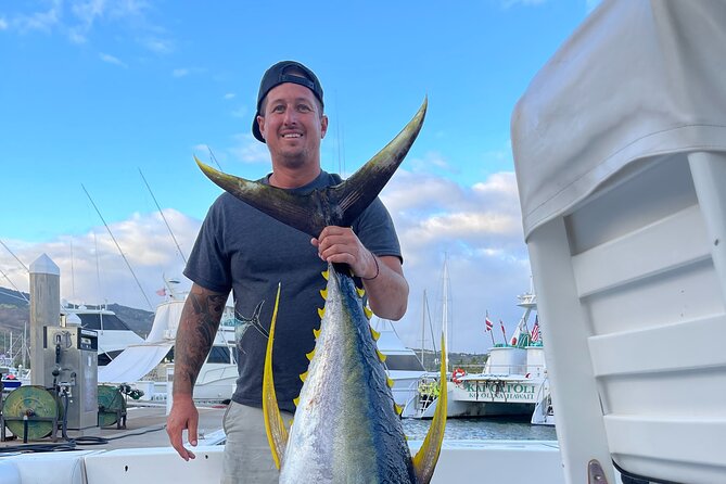 Deep Sea Fishing Charter in Waikiki, Hawaii - Booking and Practical Details