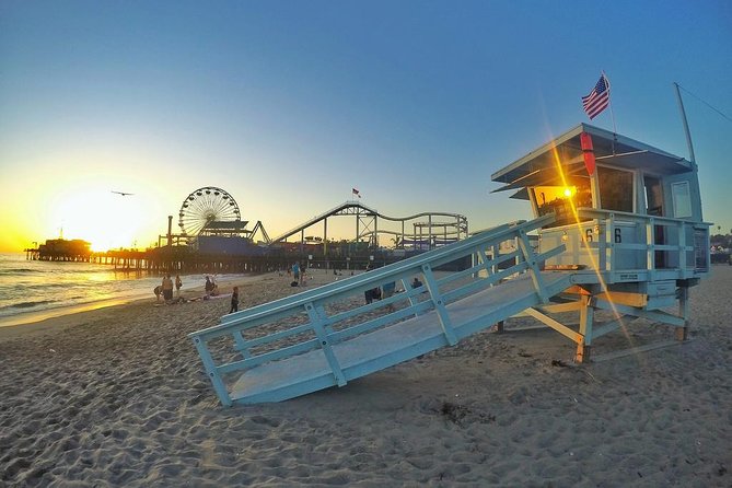 Deluxe Los Angeles 5-Hour Limo Tour with Drinks Included - The Luxury Experience: Drinks, Snacks, and Comfort