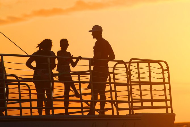 Deluxe Na Pali Sunset Tour on the Lucky Lady - A Detailed Look at the Experience