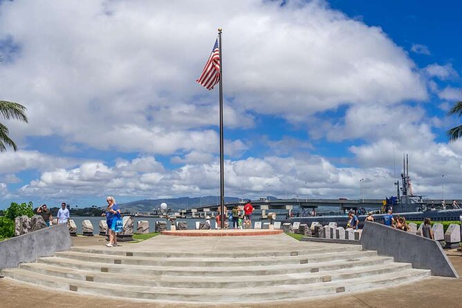 Deluxe Pearl Harbor USS Arizona Memorial and Honolulu City Tour - Who’s it for?