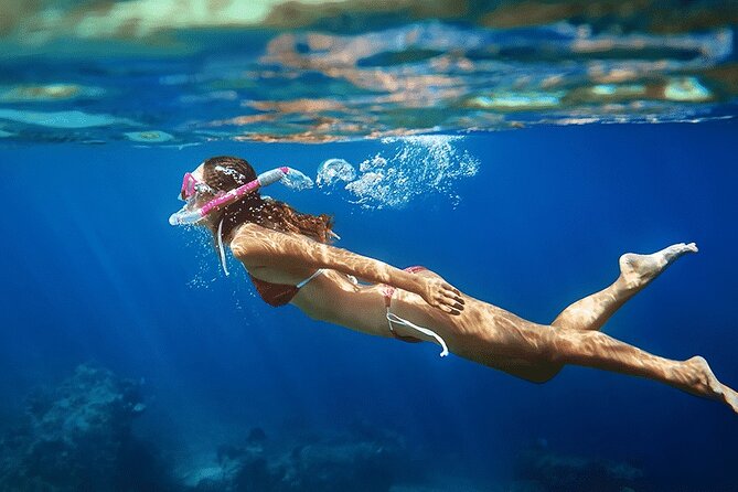 Deluxe Sail & Snorkel to the Captain Cook Monument - Value for Money