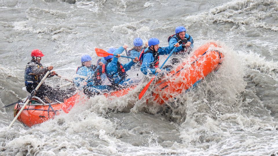 Denali, Alaska: Canyon Wave Raft Class III-IV Paddle/Oar - Key Points