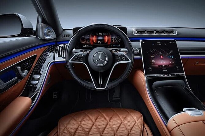 Departure Honolulu-Waikiki to Honolulu Airport HNL by Luxury Car - Why Choose This Private Transfer?