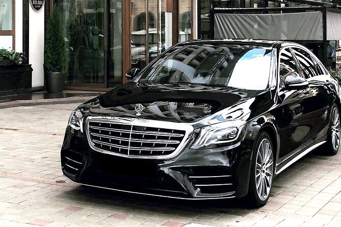 Departure Private Transfer: Chicago to O'Hare Airport ORD in Luxury Car - Why Choose a Private Luxury Transfer?