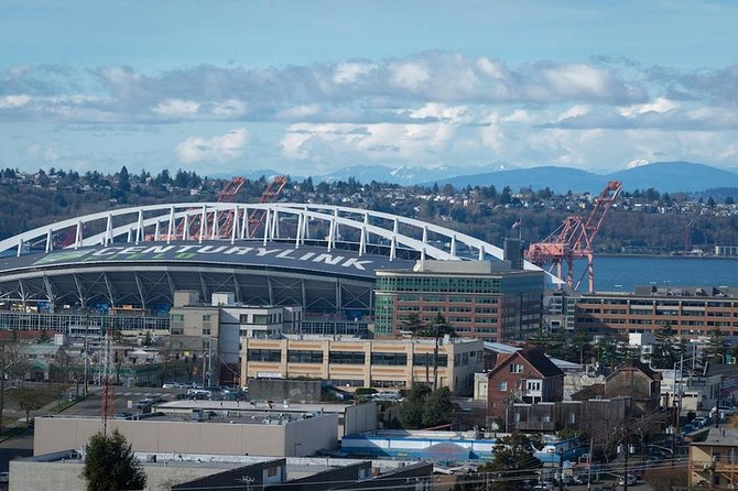 Departure Private Transfer: Seattle to Seattle Airport SEA in Luxury SUV - Key Points