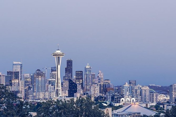 Departure Seattle City to Seattle Airport SEA by Minibus or SUV - Real Traveler Insights & Tips