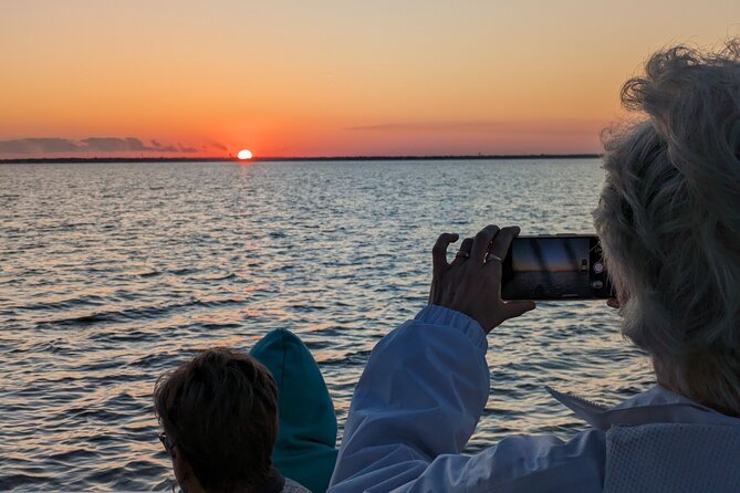 Destin: Sunset Cruise on a Back Porch Style Pontoon - Who Will Love This Tour?