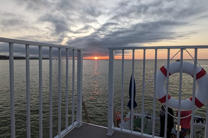 Destin: Sunset Cruise on a Back Porch Style Pontoon - Frequently Asked Questions