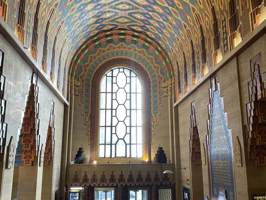 Detroit: Architectural Beauty and Hidden Gems Walking Tour - An In-Depth Look at the Tour Itinerary