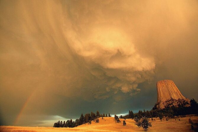 Devil's Tower - Deadwood - Spearfish Canyon Waterfalls + Picnic - The Sum Up