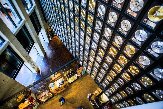 Discover Nashville City Tour with Entry to Ryman & Country Music Hall of Fame - Transportation and Accessibility