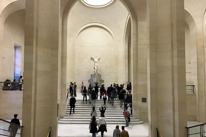 Discover the secrets of the Louvre - Why This Tour Stands Out