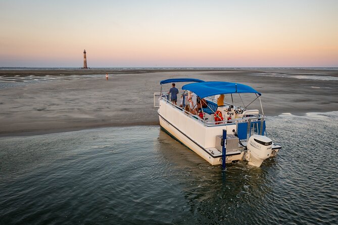 Dolphin Boat Tour from Folly Beach to Morris Island - Group size and traveler experience