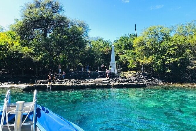 Dolphin, Sea Cave & Captain Cook Snorkel Combo in Kealakekua Bay - Key Points