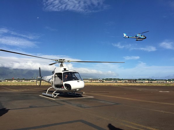 Doors Off West Maui and Molokai 45 minute Helicopter Tour - The Experience and What You Can Expect