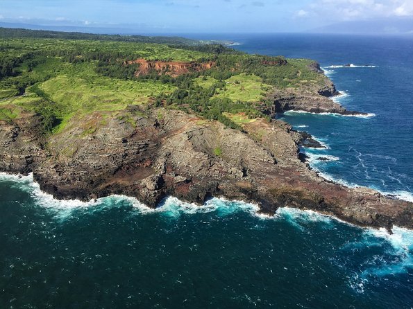 Doors Off West Maui and Molokai 45 minute Helicopter Tour - The Itinerary in Detail