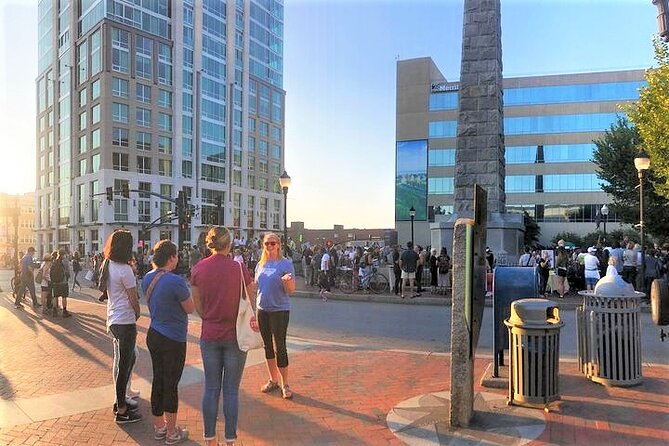 Downtown Asheville Tip-Based Sightseeing Walking Tour - Exploring Asheville with a Local Guide