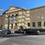 Downtown Chicago TV and Movie Sites Guided Walking Tour - Authentic Experiences and Practical Details