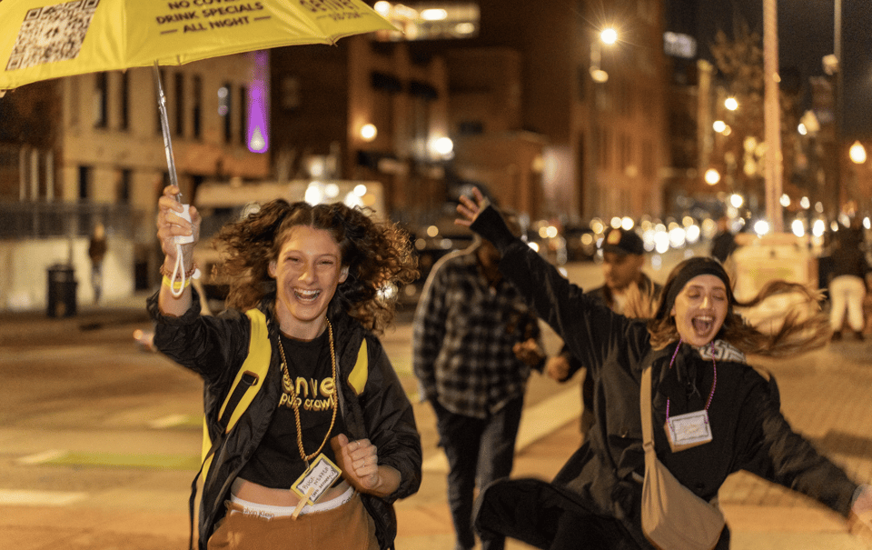 Downtown Denver Pub Crawl - Food & Drinks Included! - The Sum Up
