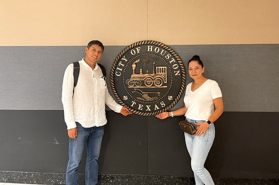Downtown Houston: Astroville Tunnel Tour in Spanish - Who Would Love This Tour?