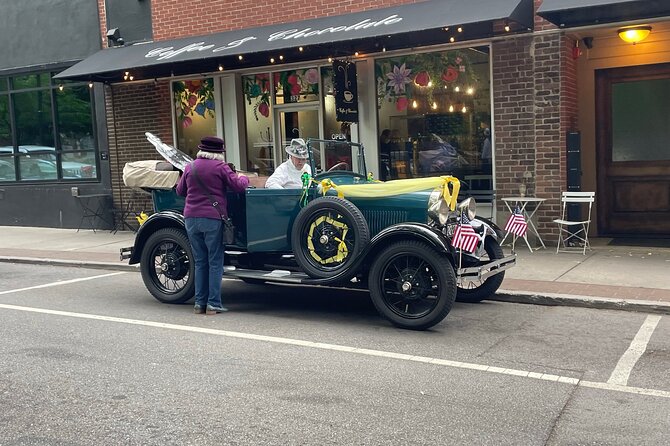 Downtown Knoxville Hidden Tour w/ Ice Cream, Coffee & Tennessee River Gems - FAQs
