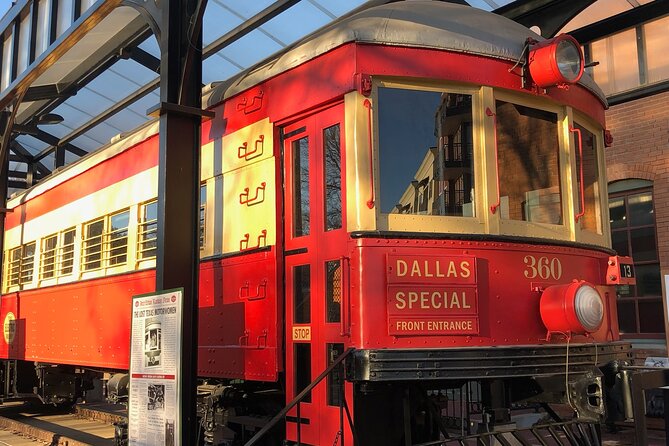 Downtown Plano Walking Tour with Food and Drink - Key Points