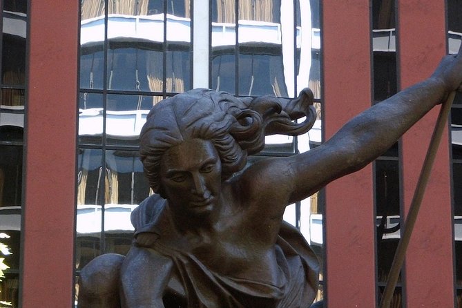 Downtown Portland's Outdoor Sculptures: A Self-Guided Audio Tour - Deep Dive into the Portland Sculpture Tour