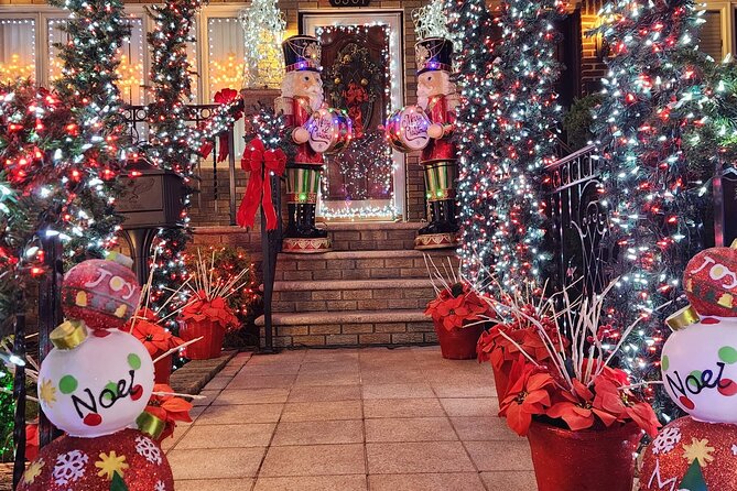 Dyker Heights Brooklyn Christmas Lights Walking Tour - Authentic Insights and Personal Experiences