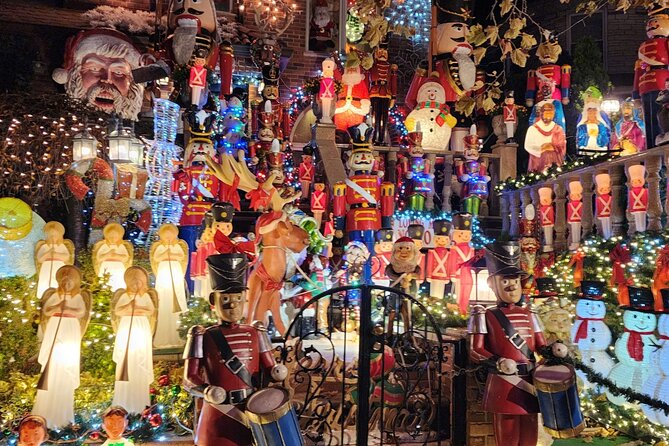 Dyker Heights Brooklyn Christmas Lights Walking Tour - Who Will Love This Tour?