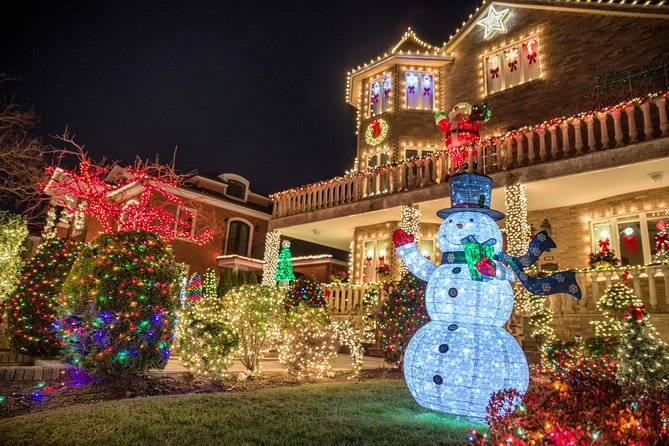 Dyker Heights Christmas Lights Express Bus from Times Square - Who Is This Tour Best For?