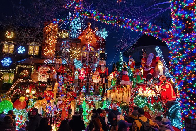 Dyker Heights Christmas Lights Guided Tour - The Breakdown of the Tour Experience