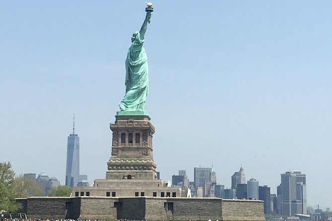 Ellis Island Statue of Liberty and 9/11 Memorial Pools Tour - Who Should Book This Tour?