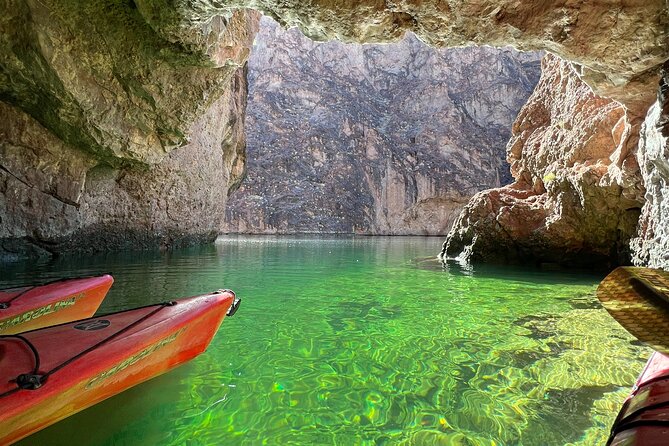 Emerald Cave Kayak Rental on the Colorado River - The Route & Highlights