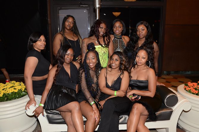 Epic Nightclub Crawl with Party Bus Ride & Free Drinks - The Experience From the Reviews