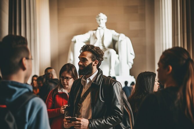 Evening Guided Tour of Washington DC's Most Inspiring Memorials - An In-Depth Look at the Experience