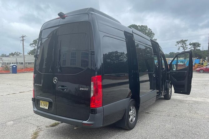 EWR/Manhattan Airport Transfer in Luxury Van-One Way Transfer. - What You Can Expect from This Transfer Service