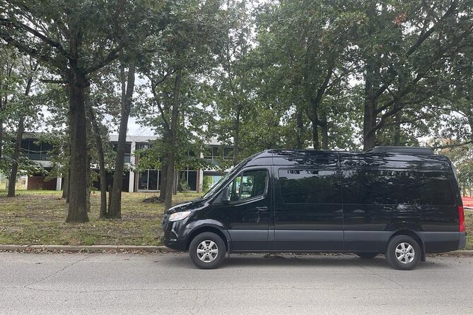 EWR/Manhattan Airport Transfer in Luxury Van-One Way Transfer. - Detailed Breakdown of the Experience