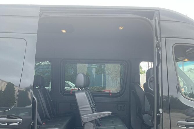 EWR/Manhattan Airport Transfer in Luxury Van-One Way Transfer. - The Sum Up