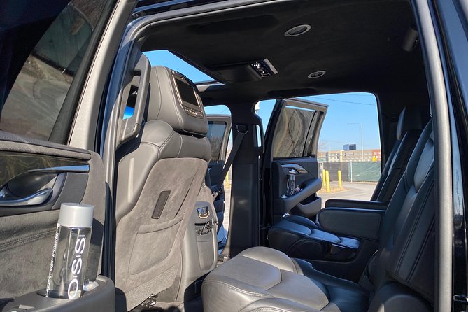 Executive Airport transfer SUV - Who Is This Tour Best Suited For?