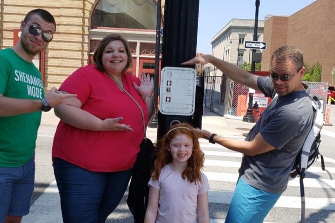 Explore Branson with a Unique Scavenger Hunt by Operation City Quest - Key Points