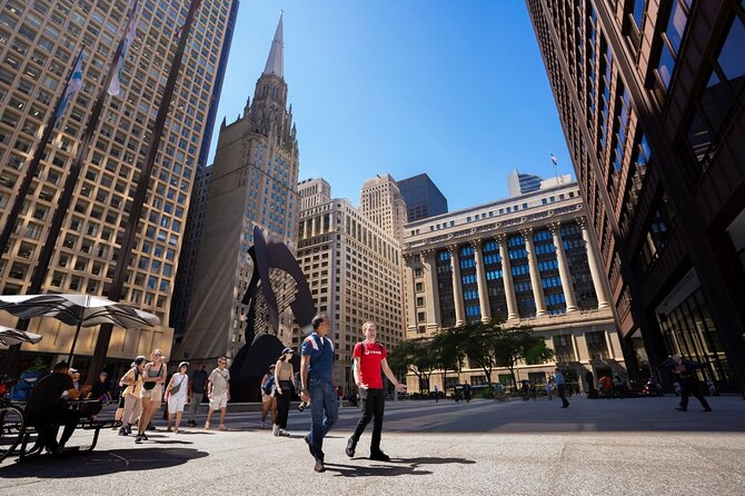 Explore Chicagos Hidden Past: Prohibition Culture & Architecture - An In-Depth Look at What Makes This Tour Special