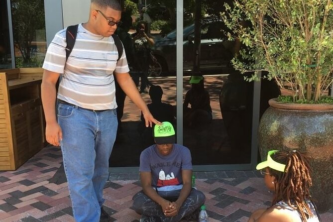 Explore Sterling Heights with Scavenger Hunt by Zombie Scavengers - Key Points