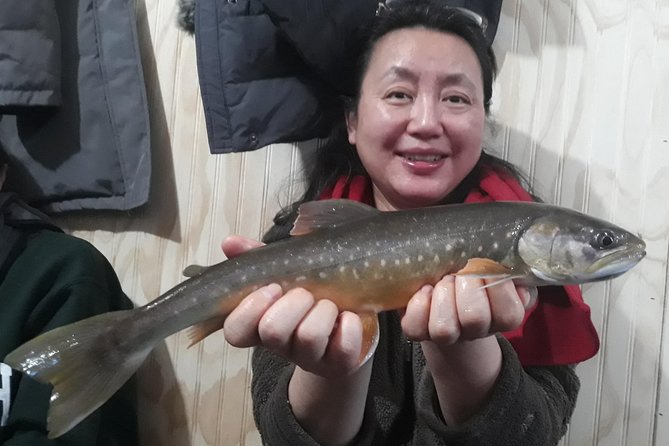 Fairbanks Ice Fishing Expedition in a Heated Cabin with Fish Cookout - Why This Tour Offers Great Value