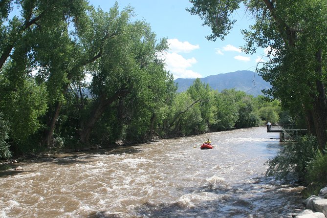 Family Float (FREE Lunch, Digital Photo, and Wetsuit Use) - Key Points