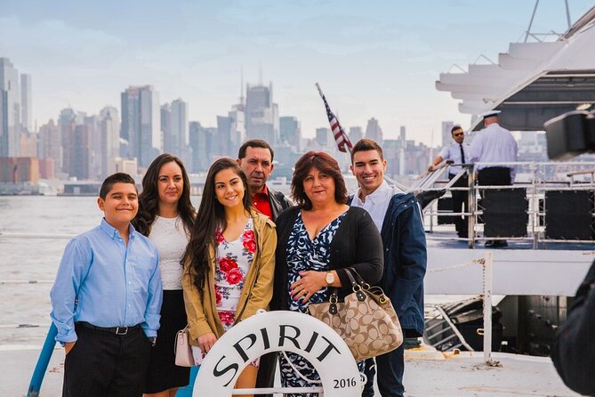 Father's Day Buffet Brunch Cruise on Lake Michigan - Who Is This Experience Best For?