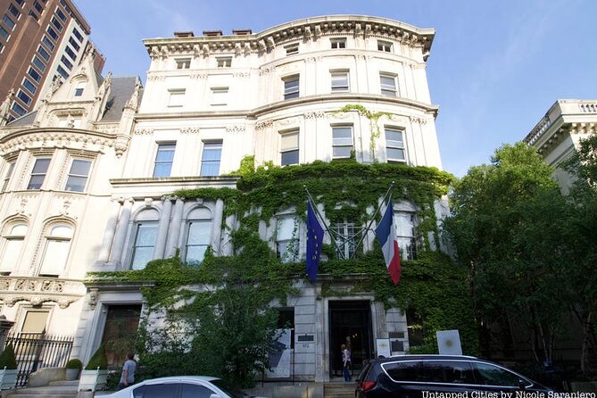 Fifth Avenue Gilded Age Mansions Private Guided Walking Tour - Key Points