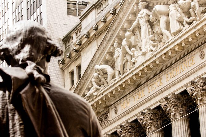 Financial Crisis Tour with a Finance Professional - Meeting Point and Duration